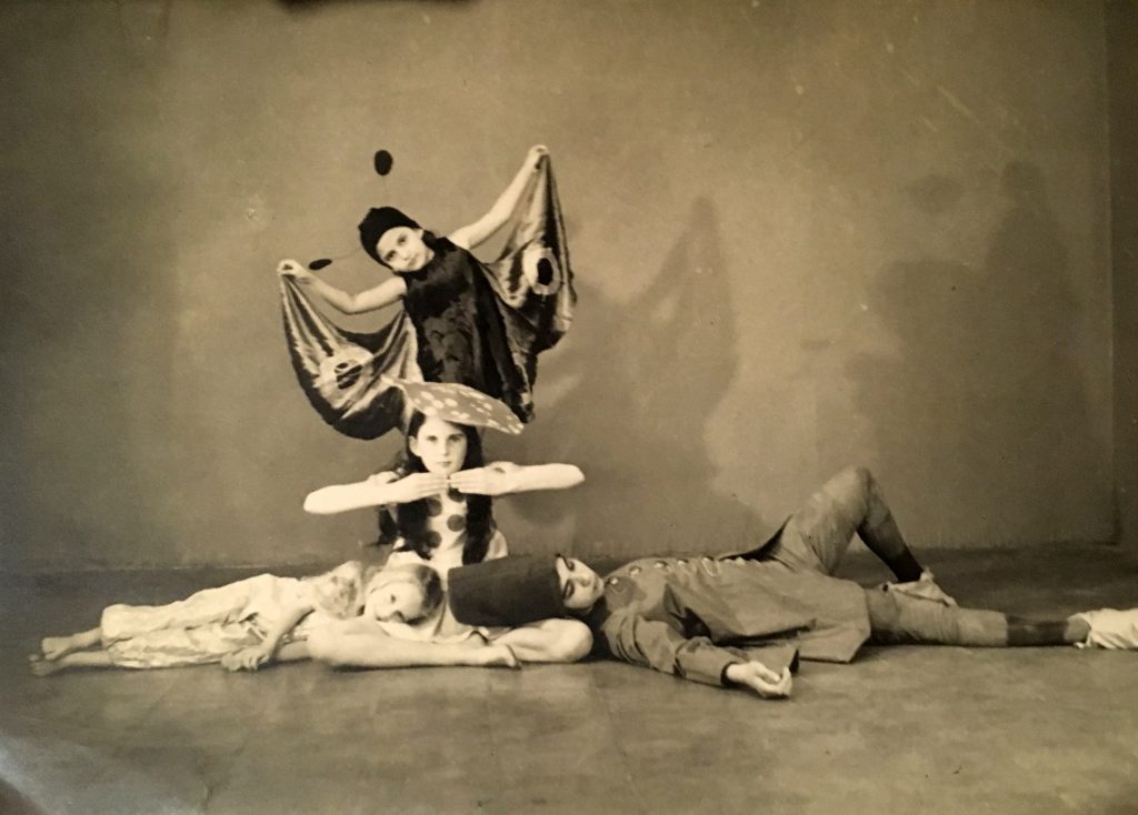 Hilde Holger — METROMOD